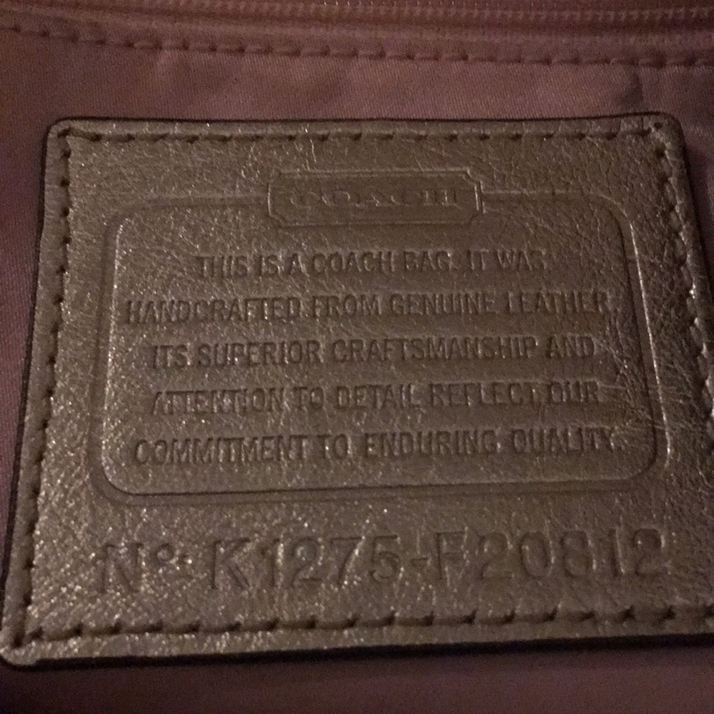 Coach White Leather Pocketbook With Gold Accents And … - Gem